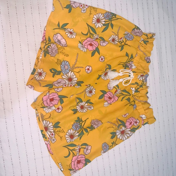 Bottoms | A Target Art Class Short | Poshmark